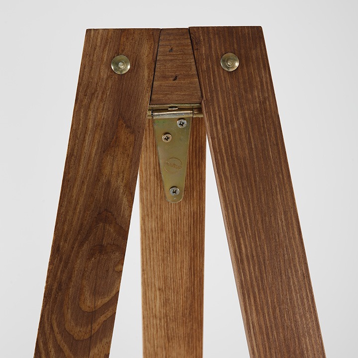 Basic Easel - MT Displays