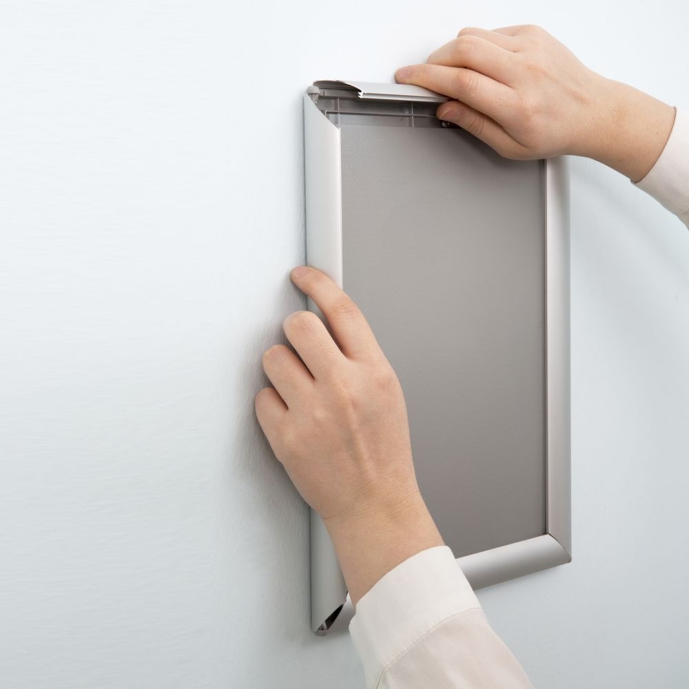 Basic Snap Frame - MT Displays