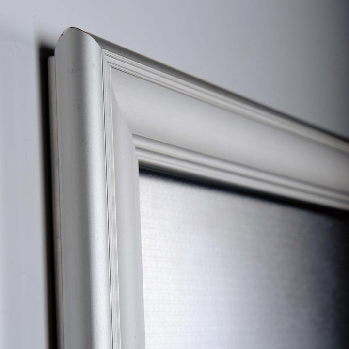 Fancy Frame - MT Displays