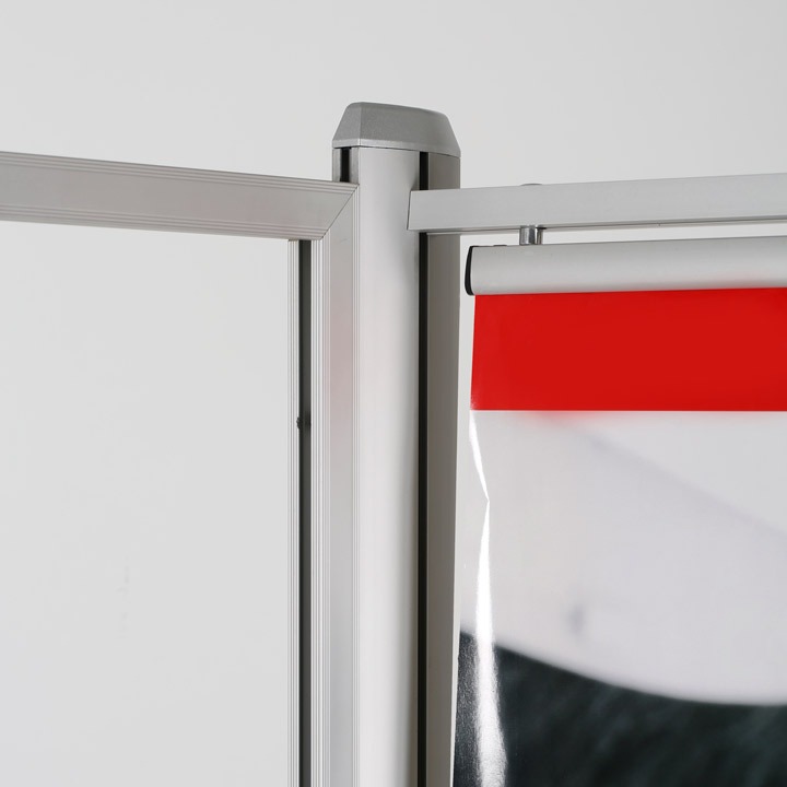 Novel Free Standing - MT Displays