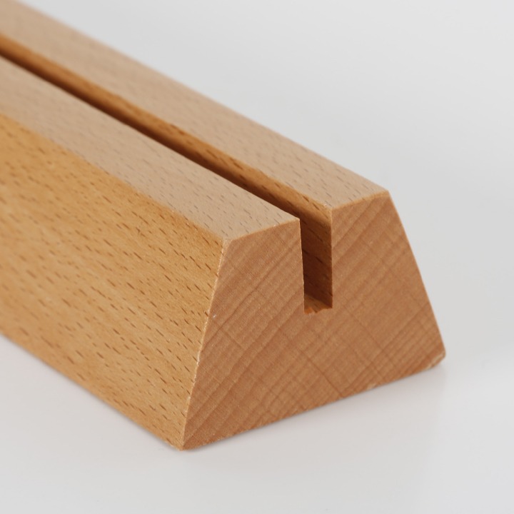 Pyramid Card Holder - MT Displays