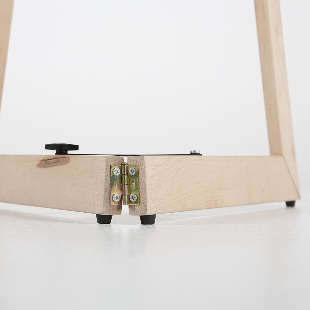 Wood Portable Easel - MT Displays