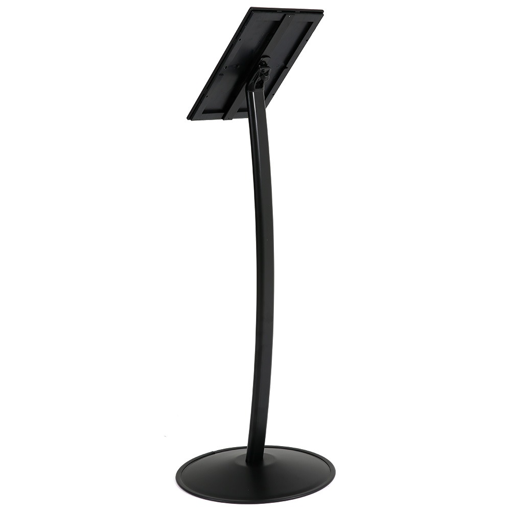 Simplistic Curved Menuboard - MT Displays